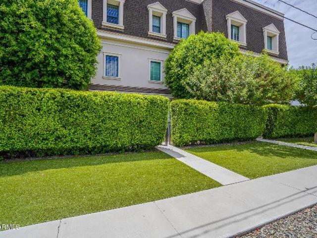 3 Br, 3 bath, Townhouse/Brownstone/RowHouse 4438 N 27th Street