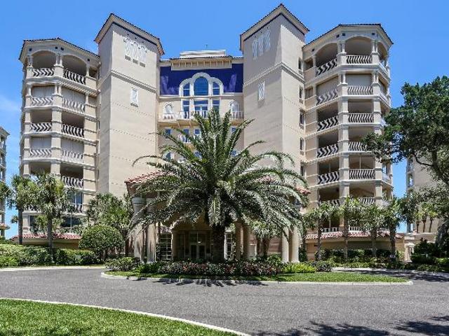 3 Br, 3 bath, Townhouse/Brownstone/RowHouse 443 Beachside Place