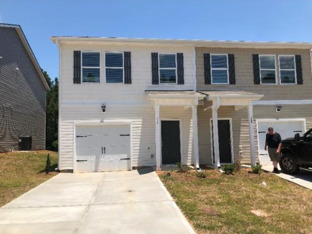 3 Br, 3 bath, Townhouse/Brownstone/RowHouse 454 Oakwood Drive