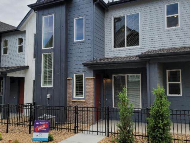3 Br, 3 bath, Townhouse/Brownstone/RowHouse 463 Millwall Circle