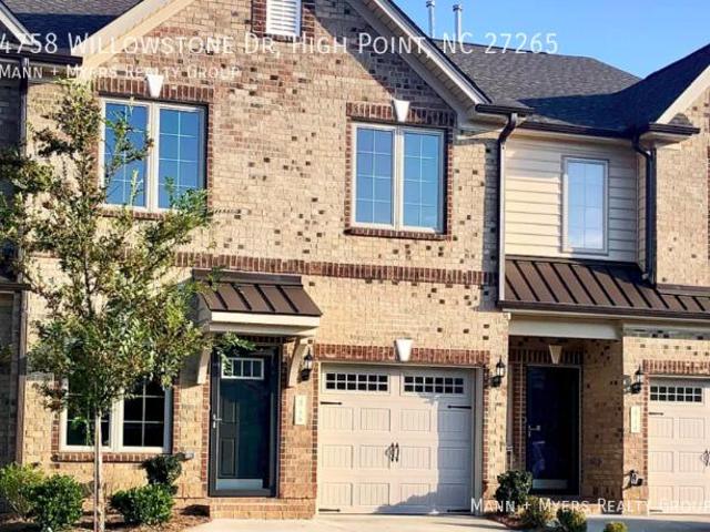 3 Br, 3 bath, Townhouse/Brownstone/RowHouse 4758 Willowstone Dr