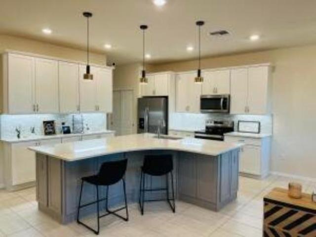 3 Br, 3 bath, Townhouse/Brownstone/RowHouse 4828 Jumping Way