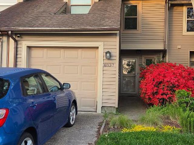 3 Br, 3 bath, Townhouse/Brownstone/RowHouse 4837 Tunlaw Ct
