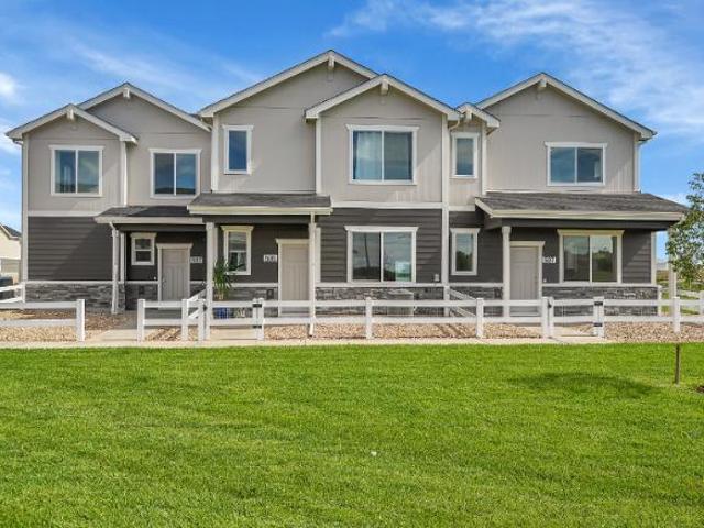 3 Br, 3 bath, Townhouse/Brownstone/RowHouse 507 Condor Way