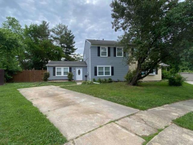 3 Br, 3 bath, Townhouse/Brownstone/RowHouse 512 Scholar Court