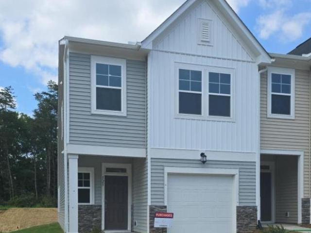 3 Br, 3 bath, Townhouse/Brownstone/RowHouse 525 Fran Dr