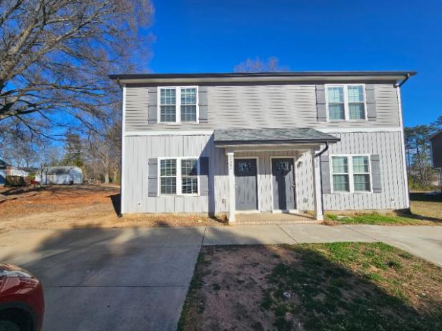 3 Br, 3 bath, Townhouse/Brownstone/RowHouse 527 Walter St