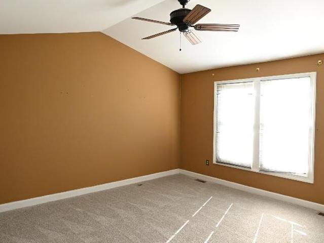 3 Br, 3 bath, Townhouse/Brownstone/RowHouse 5206 Bamburg Ct