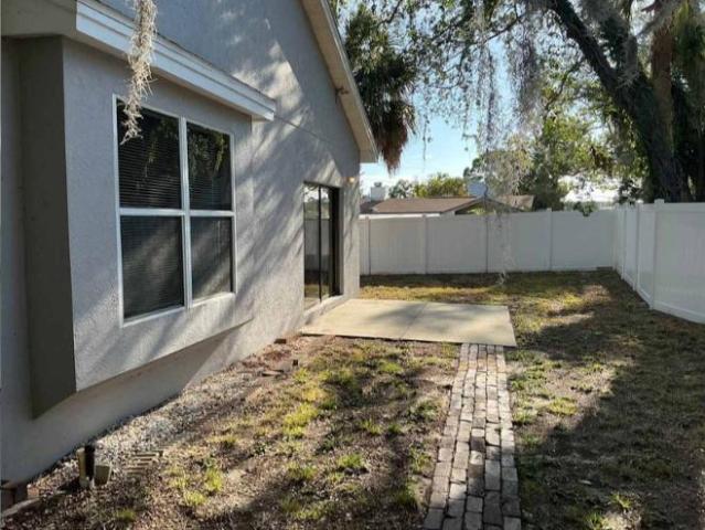 3 Br, 3 bath, Townhouse/Brownstone/RowHouse 539 Vista Trail Ct