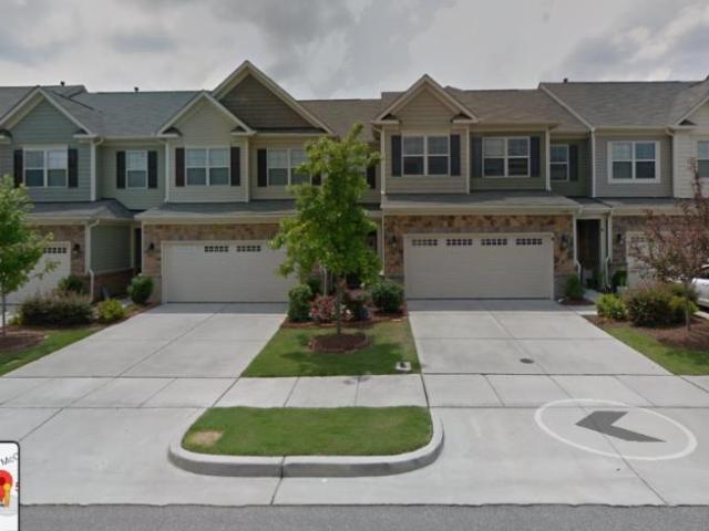 3 Br, 3 bath, Townhouse/Brownstone/RowHouse 530 Whitworth Ln