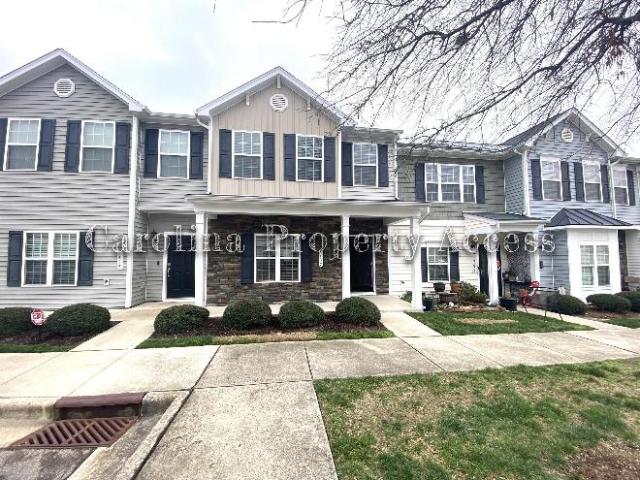 3 Br, 3 bath, Townhouse/Brownstone/RowHouse 5437 Big Bass Dr