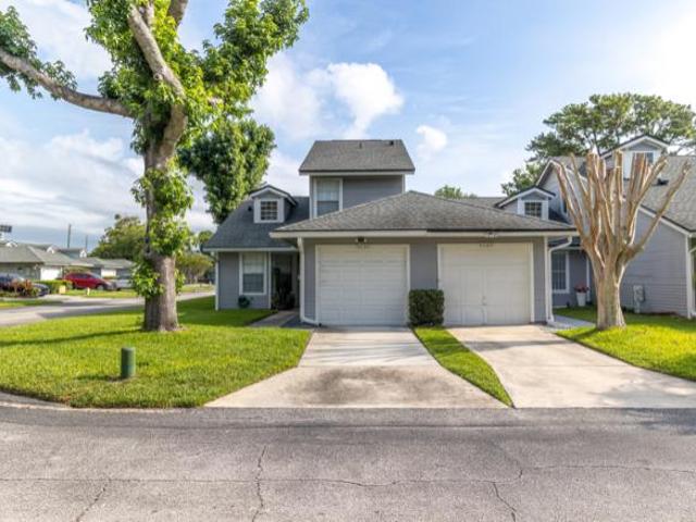 3 Br, 3 bath, Townhouse/Brownstone/RowHouse 5521 Fairfax St
