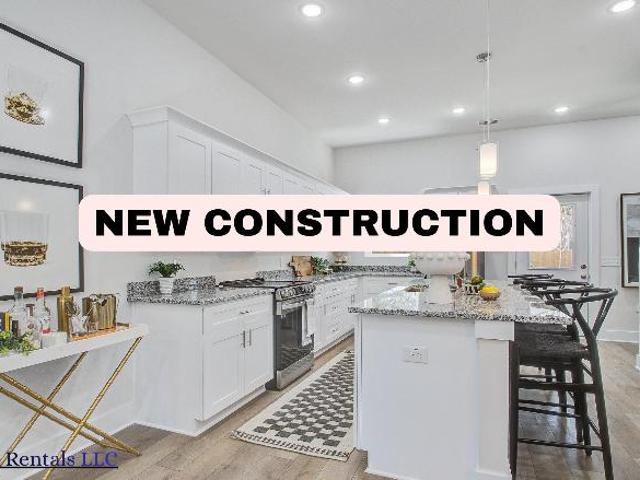 3 Br, 3 bath, Townhouse/Brownstone/RowHouse 5739 Murray Dr
