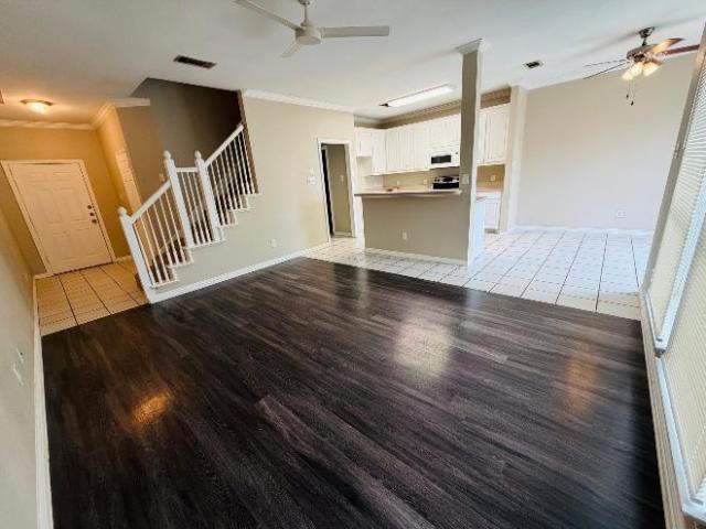 3 Br, 3 bath, Townhouse/Brownstone/RowHouse 5808 Blackmon Court