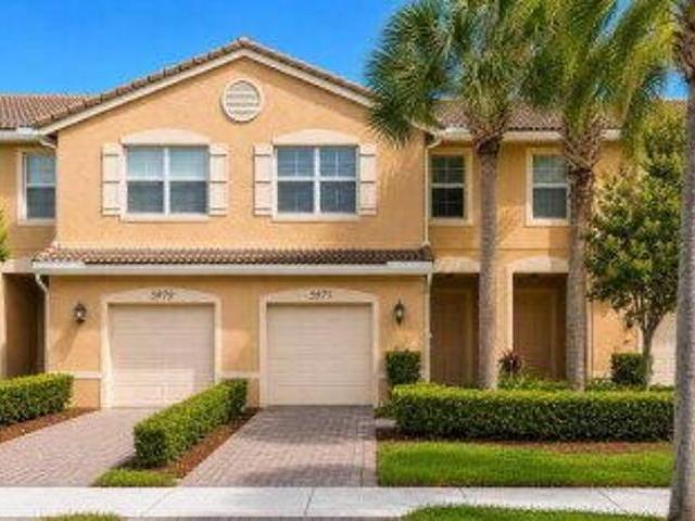 3 Br, 3 bath, Townhouse/Brownstone/RowHouse 5977 Monterra Club Drive
