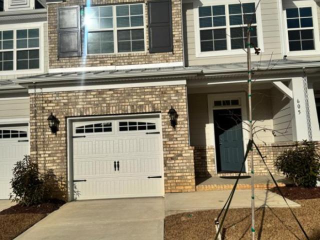 3 Br, 3 bath, Townhouse/Brownstone/RowHouse 605 Wetherbrooke Way