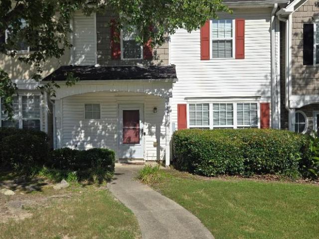 3 Br, 3 bath, Townhouse/Brownstone/RowHouse 6076 Camden Forrest Dr