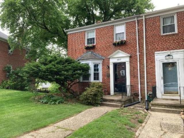 3 Br, 3 bath, Townhouse/Brownstone/RowHouse 6107 Maylane Dr