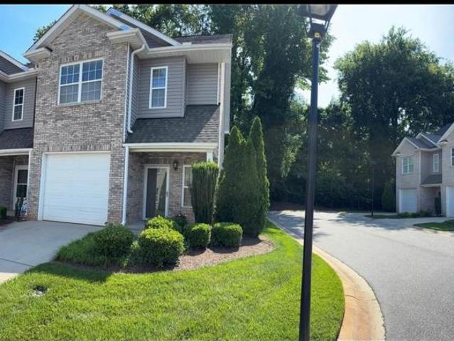 3 Br, 3 bath, Townhouse/Brownstone/RowHouse 628 Friendsway Rd