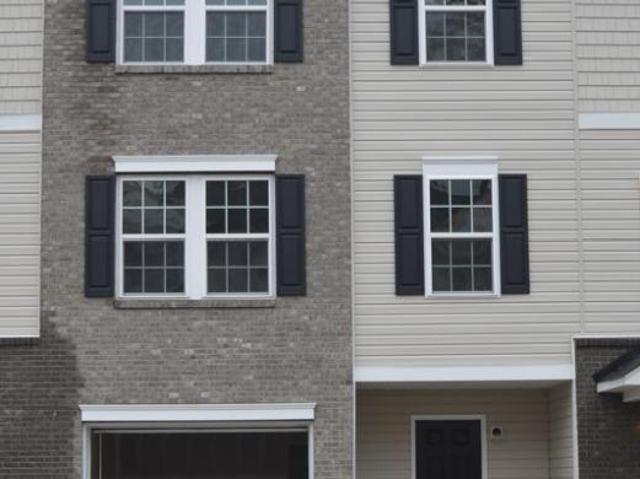 3 Br, 3 bath, Townhouse/Brownstone/RowHouse 635 Minnestott Way