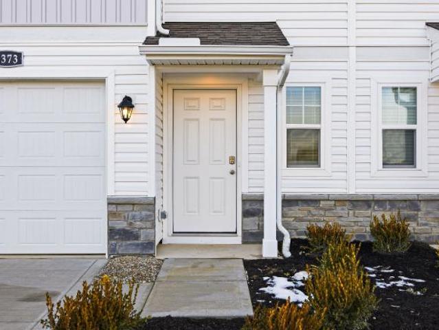3 Br, 3 bath, Townhouse/Brownstone/RowHouse 6373 Bellmouth Rd