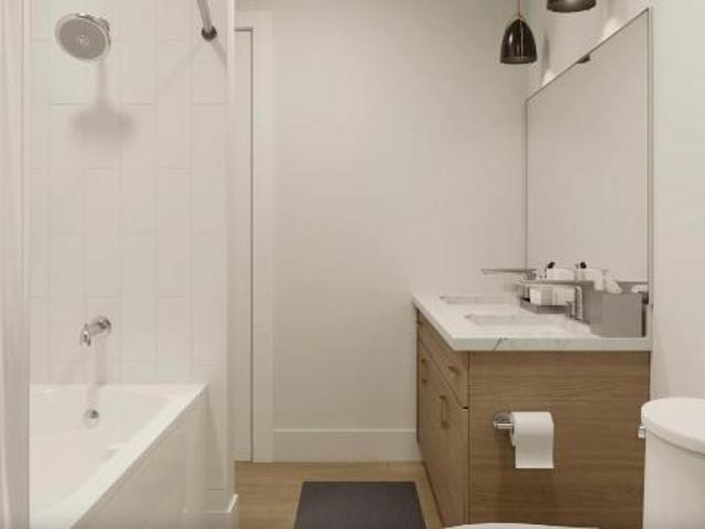 3 Br, 3 bath, Townhouse/Brownstone/RowHouse 630 Thayer St