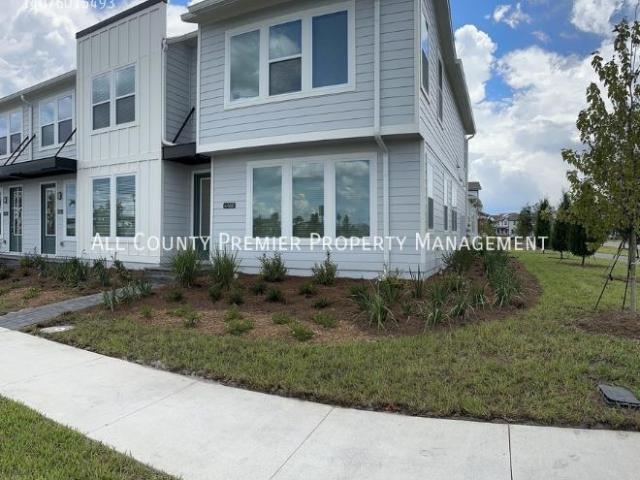3 Br, 3 bath, Townhouse/Brownstone/RowHouse 6460 Barnstorm Way