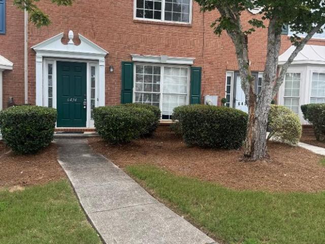 3 Br, 3 bath, Townhouse/Brownstone/RowHouse 6434 Parkway Trce