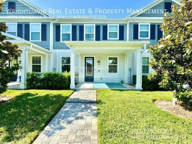 3 Br, 3 bath, Townhouse/Brownstone/RowHouse 6615 S Manhattan Ave