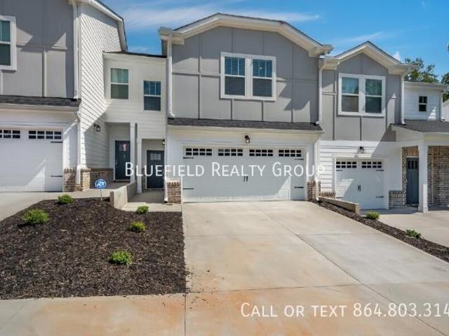 3 Br, 3 bath, Townhouse/Brownstone/RowHouse 69 Galley Ln
