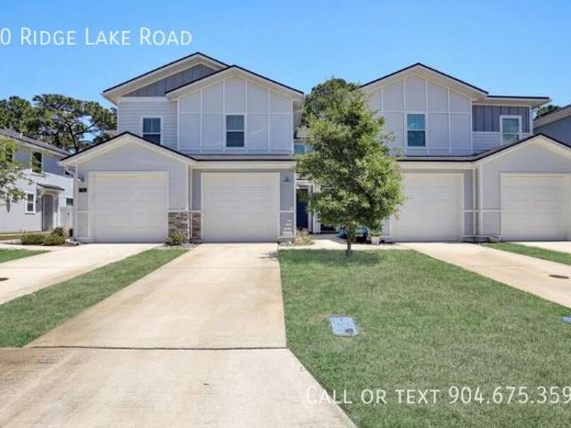 3 Br, 3 bath, Townhouse/Brownstone/RowHouse 70 Ridge Lake Road