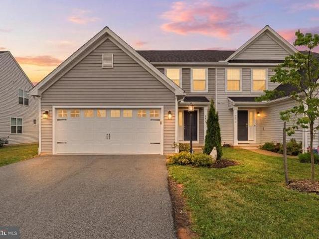 3 Br, 3 bath, Townhouse/Brownstone/RowHouse 7450 Saint Patrick