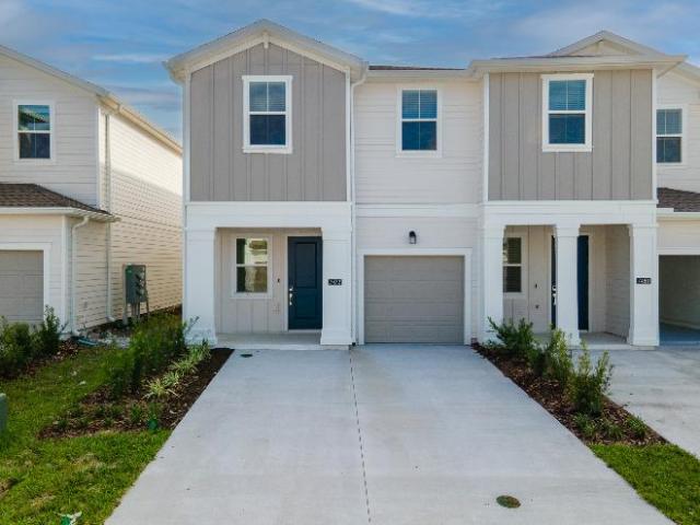 3 Br, 3 bath, Townhouse/Brownstone/RowHouse 7472 Stone Creek Trail
