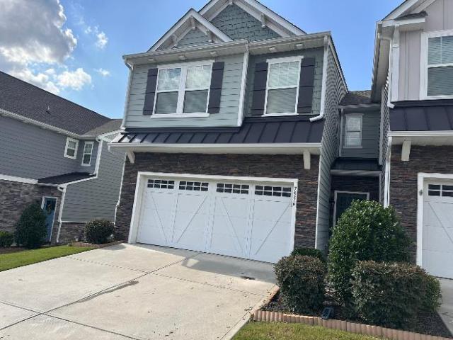 3 Br, 3 bath, Townhouse/Brownstone/RowHouse 7556 Hartsfield Dr