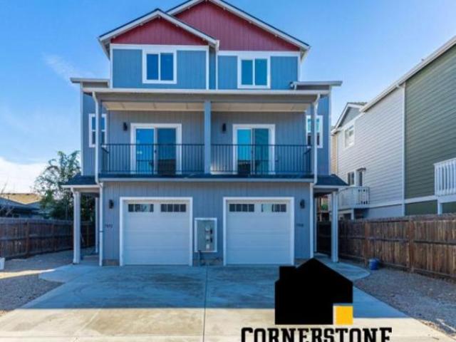 3 Br, 3 bath, Townhouse/Brownstone/RowHouse 7892 Jacqueline Way 1