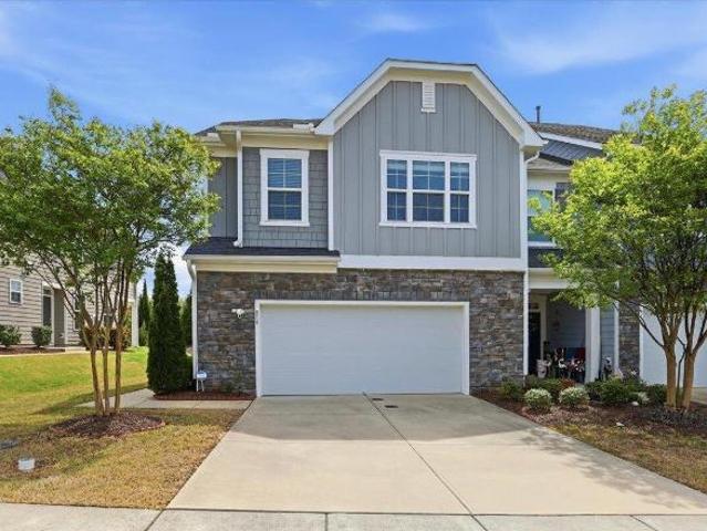 3 Br, 3 bath, Townhouse/Brownstone/RowHouse 814 Bristol Bridge Dr