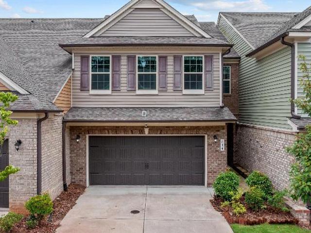 3 Br, 3 bath, Townhouse/Brownstone/RowHouse 814 Rymark Court
