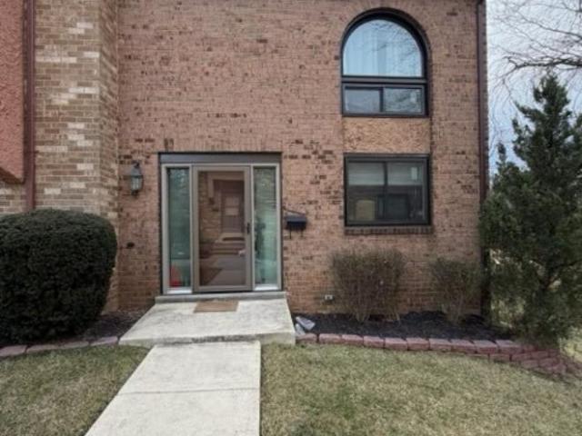 3 Br, 3 bath, Townhouse/Brownstone/RowHouse 8417 Canning Ter