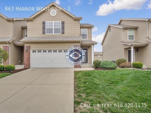 3 Br, 3 bath, Townhouse/Brownstone/RowHouse 863 Harbor Woods Dr
