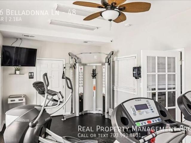 3 Br, 3 bath, Townhouse/Brownstone/RowHouse 86 Belladonna Ln