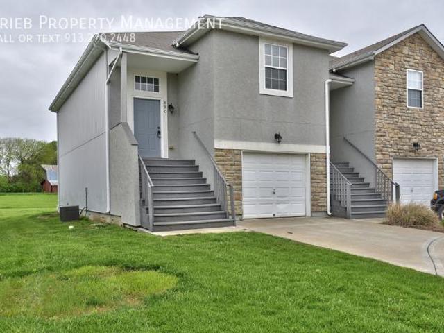 3 Br, 3 bath, Townhouse/Brownstone/RowHouse 900 S Woodson Ct