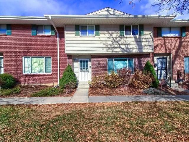3 Br, 3 bath, Townhouse/Brownstone/RowHouse 9163 E Mansfield Ave