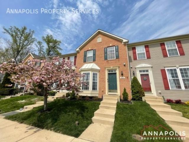 3 Br, 3 bath, Townhouse/Brownstone/RowHouse 916 Glaze Court