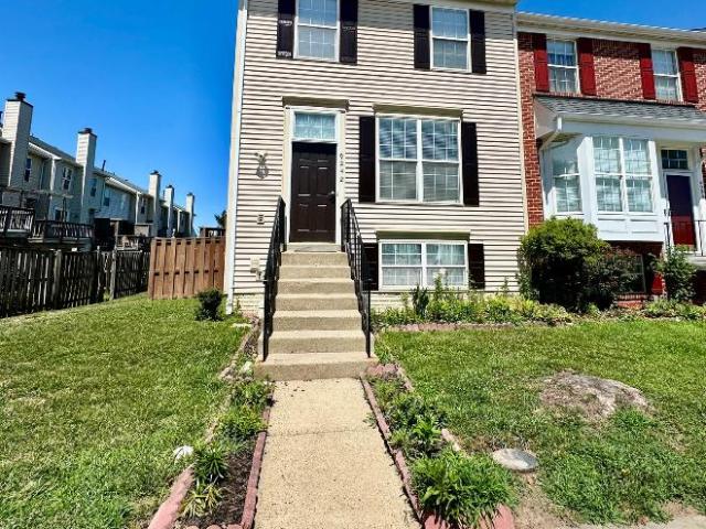3 Br, 3 bath, Townhouse/Brownstone/RowHouse 9242 Jessica Dr