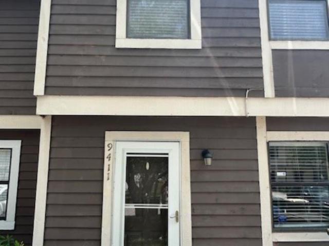 3 Br, 3 bath, Townhouse/Brownstone/RowHouse 9411 Genna Trace Trail