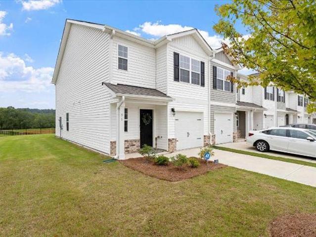 3 Br, 3 bath, Townhouse/Brownstone/RowHouse 96 March Creek Drive