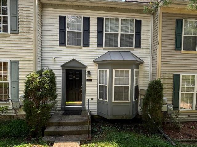 3 Br, 3 bath, Townhouse/Brownstone/RowHouse 9780 Bon Haven Ln