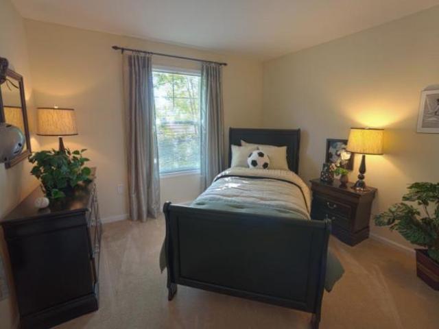 3 Br, 3 bath, Apartment 100 Walnut Forrest Ln