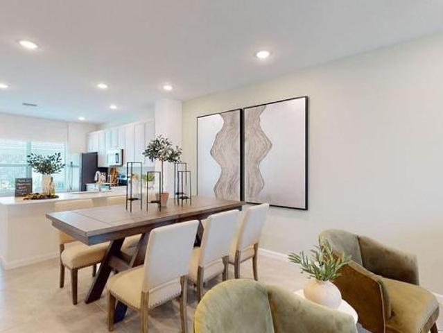 3 Br, 3 bath, Apartment 10241 SW Newberry Ave