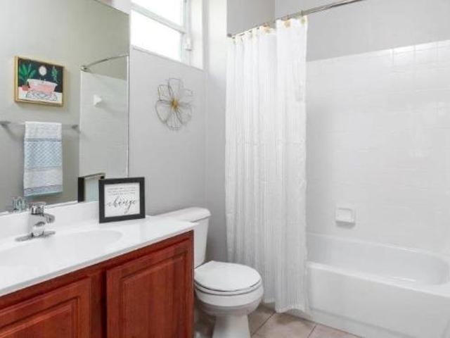 3 Br, 3 bath, Apartment 12801 US Highway 1